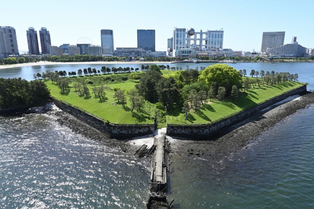 Odaiba Beach & Seaside Park Guide