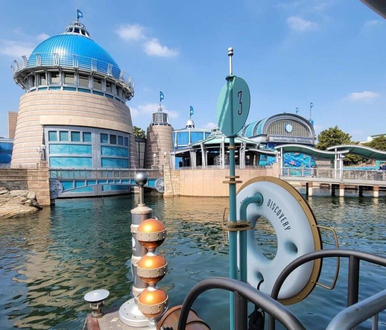 Tokyo DisneySea Guide: Tickets, Rides & How To Book Online