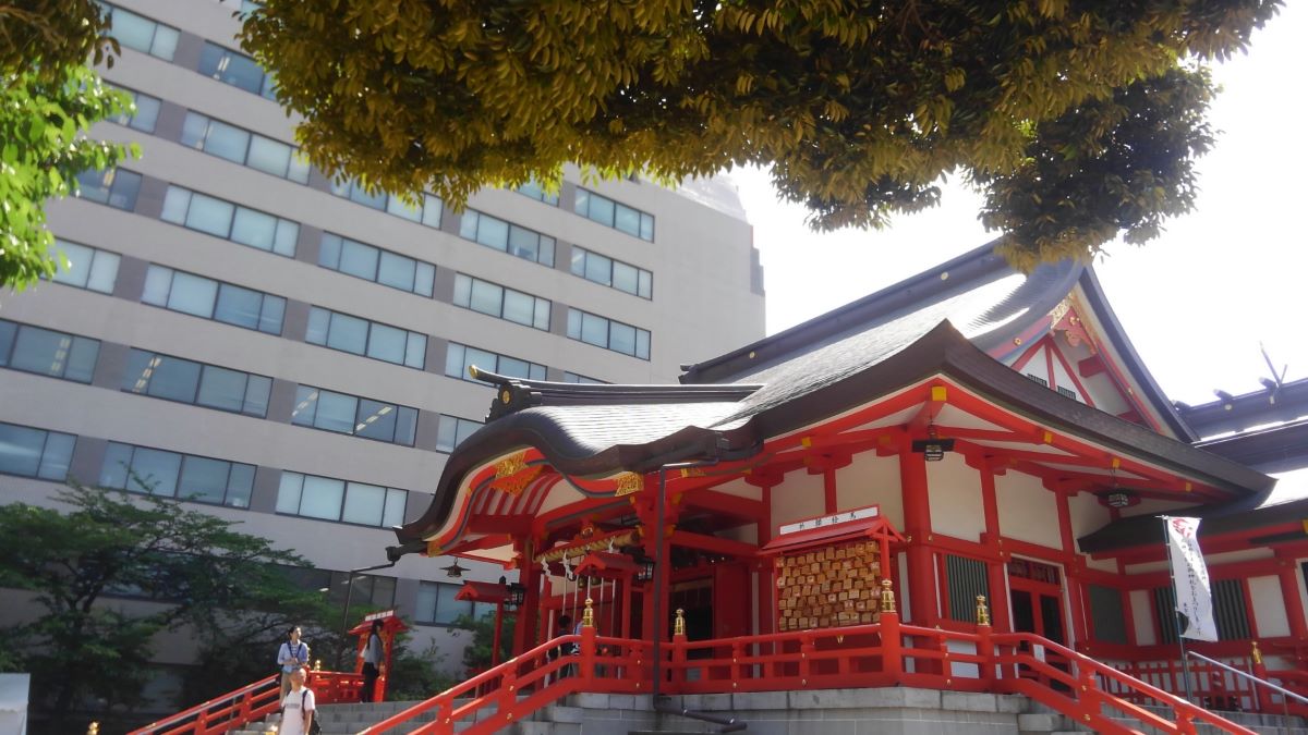 Hanazono Shrine