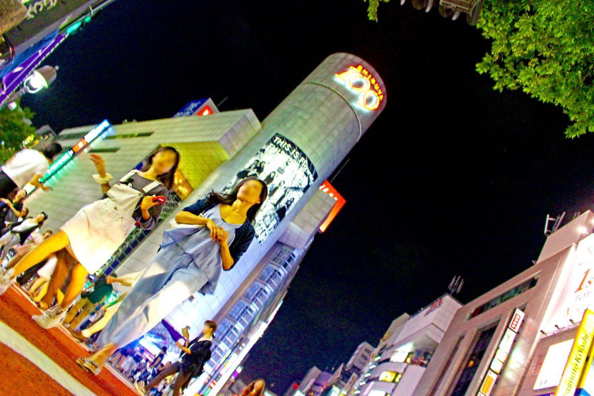 Shibuya 109: Tokyo's Iconic Fashion Mecca